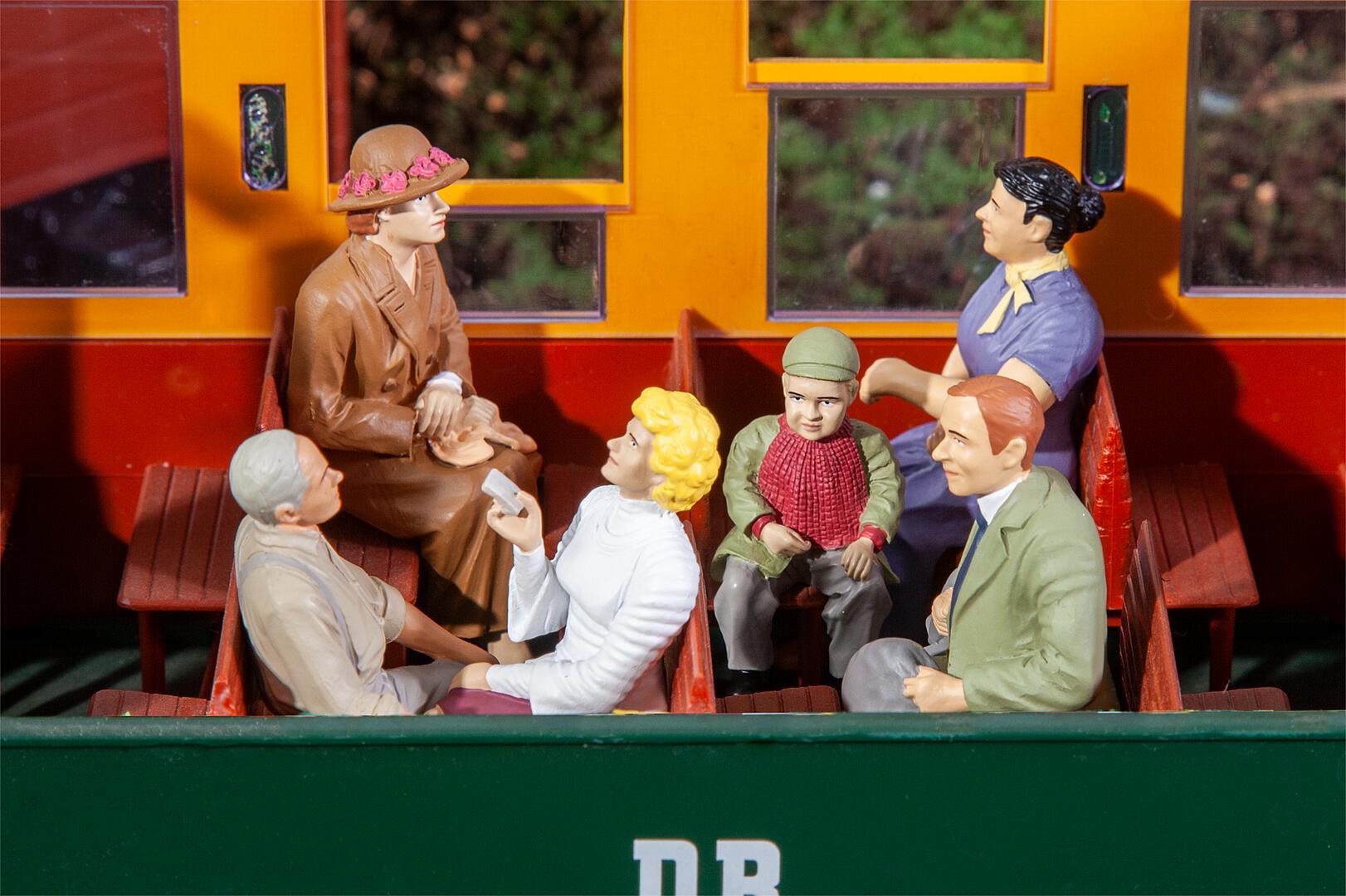 Big Train World > Aankleding > Figuurtjes